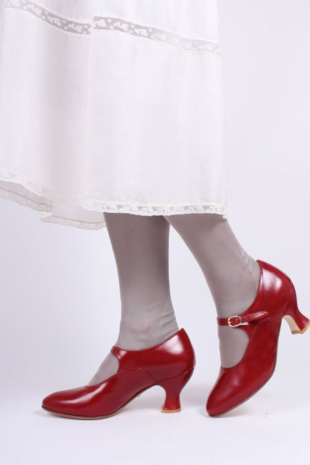 Blood red 1920s shoes - 20s vintage style shoe like the originals – memery