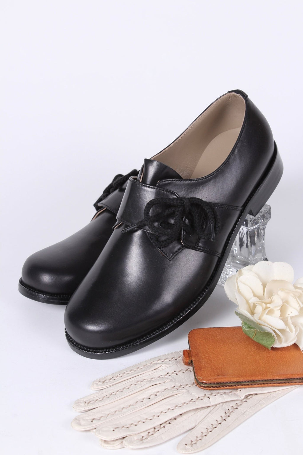 1940s everyday lace-up shoe - black - Ellen – memery